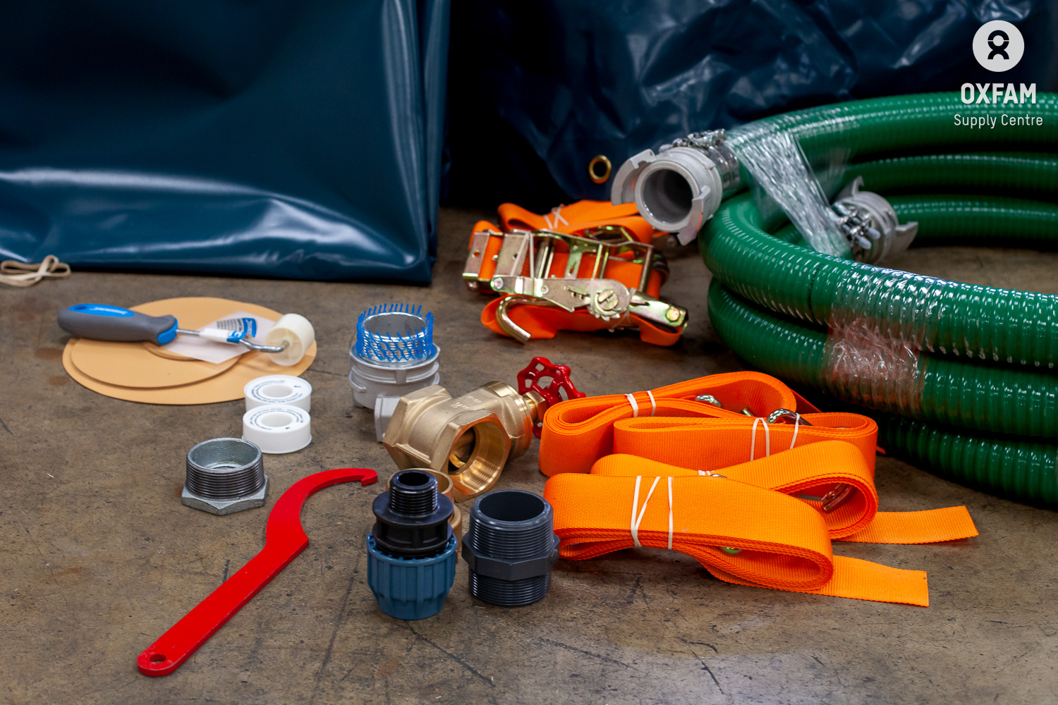 Tank kit, Trucking/transport bladder 1 m³ - Oxfam Supply Centre